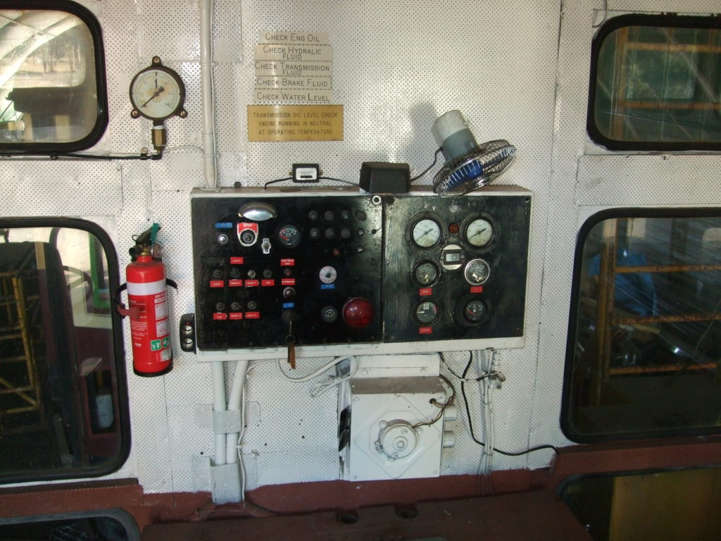 Shunting Tractor | Australian Train & Railway Services