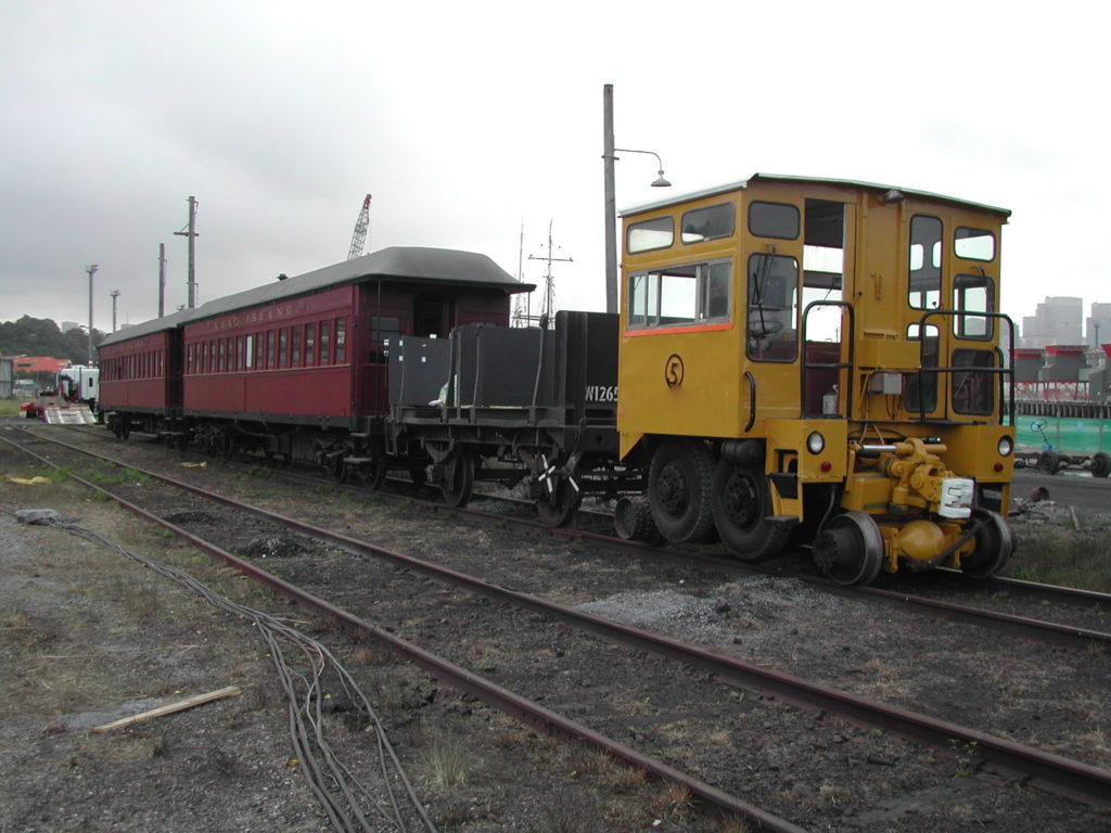 Shunting Tractor | Australian Train & Railway Services