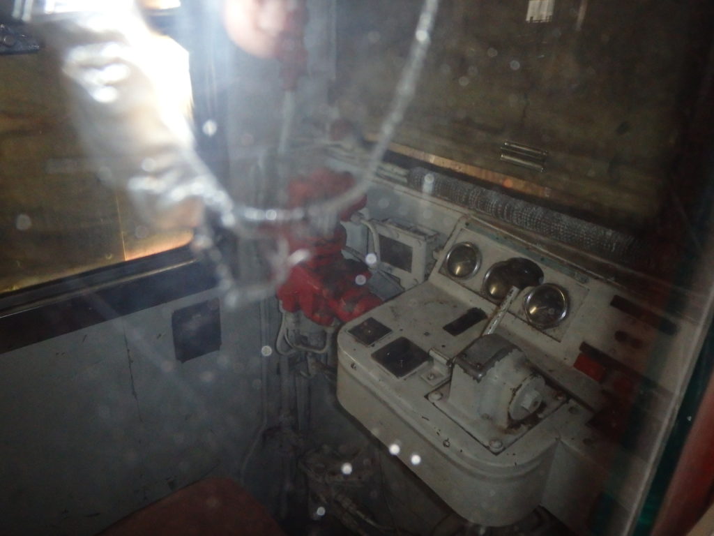 SA Red Hen 416 | Australian Train & Railway Services